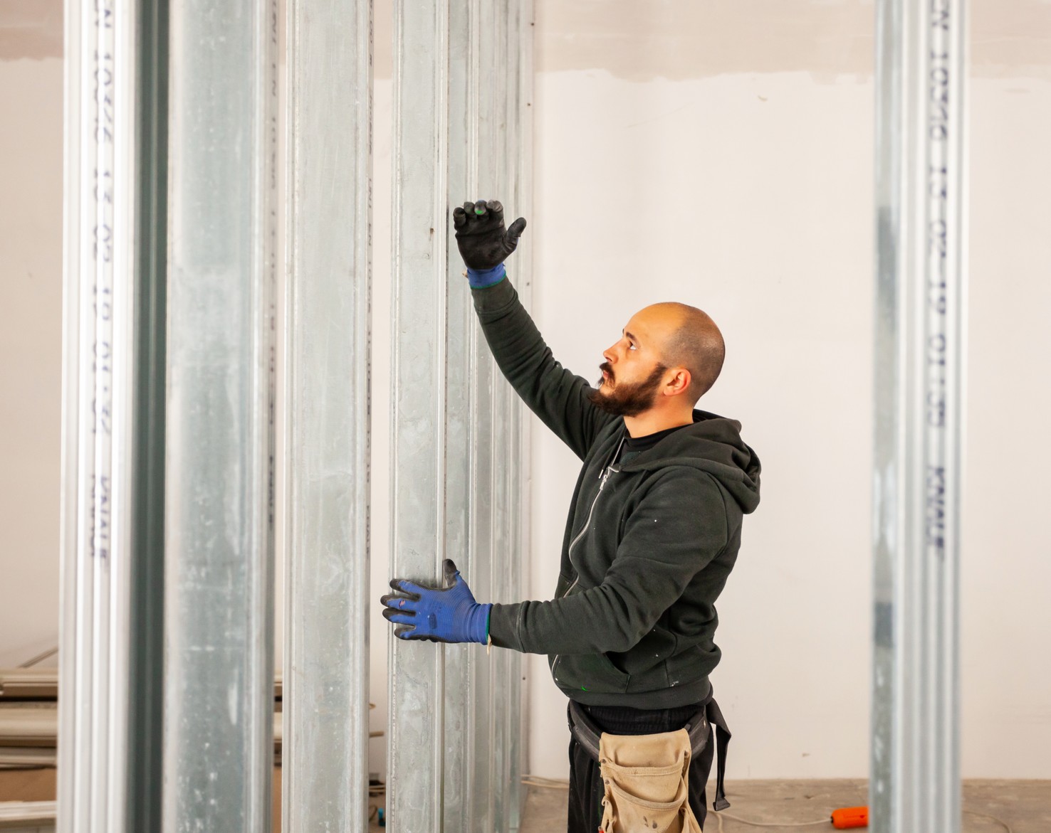 Le profilé pour une cloison en placoplâtre - Breizh BTP CR